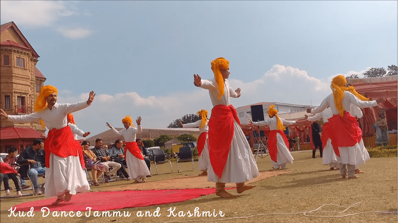 50 Dance Forms in States of India – Mobisium